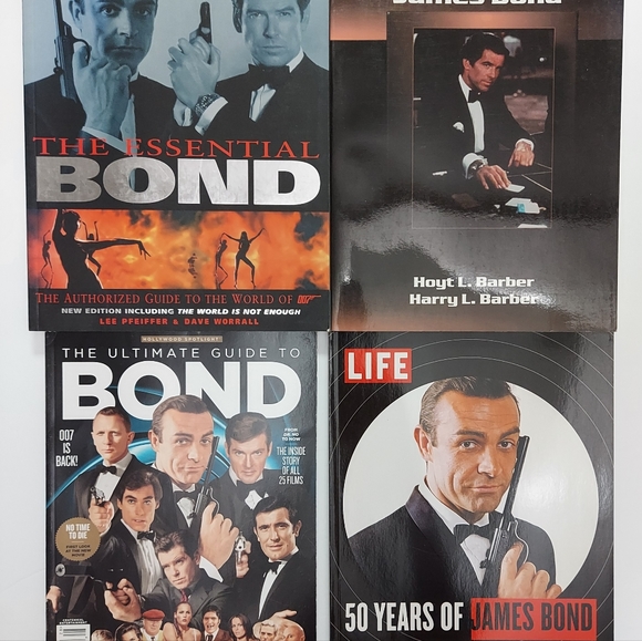 James Bond 007 | Other | James Bond 07 Lot Of 2 Magazines 2 Books Sean Connery Daniel Craig ...